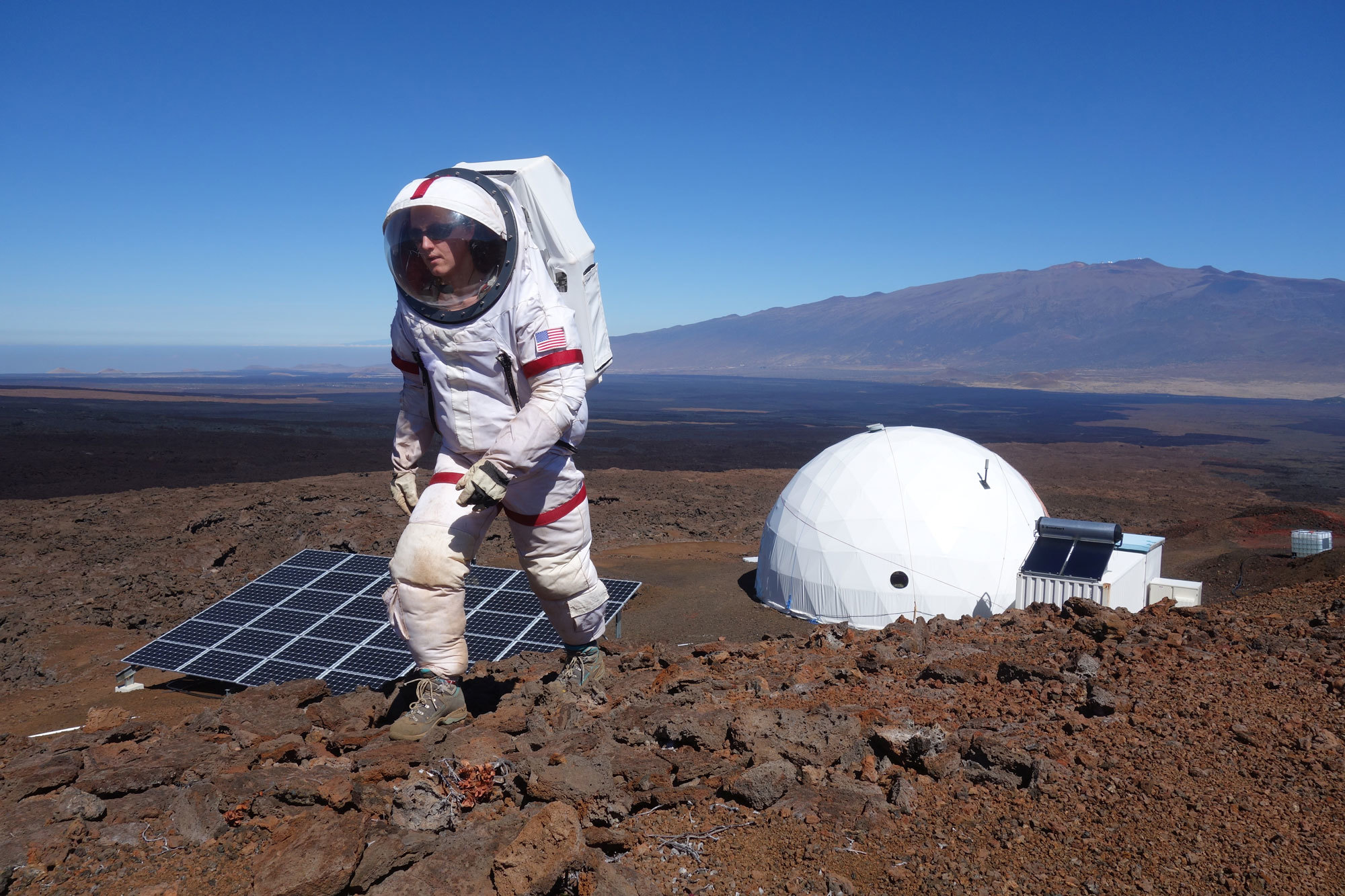 ทำไม NASA ต้องรับอาสาสมัคร เพื่อใช้ชีวิตในที่ปิดตาย เพื่อเตรียมภารกิจไป ...