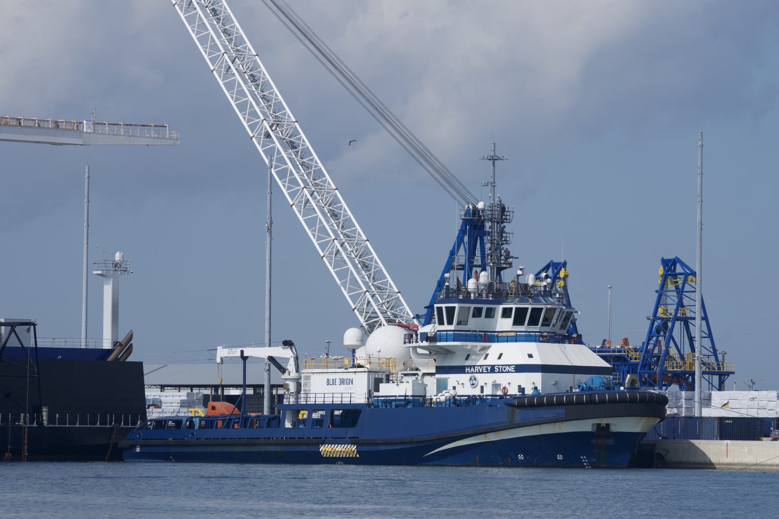 พาไปส่องเรือลงจอดจรวด Jacklyn และฐานปฏิบัติการของ Blue Origin