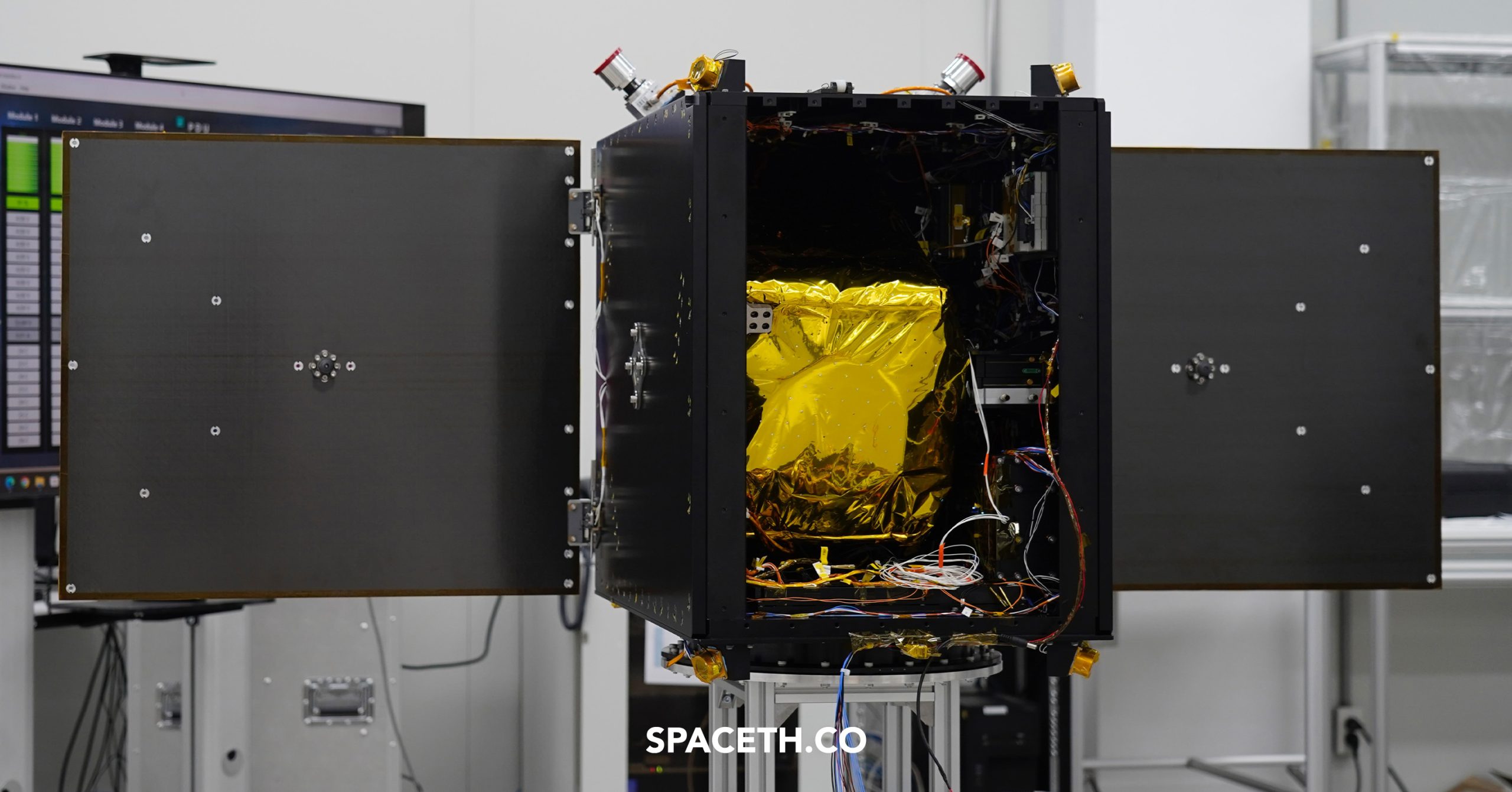 พาชมยานอวกาศ TSC-1 ที่กำลังประกอบที่เชียงใหม่ พร้อมข้อมูลเจาะลึก